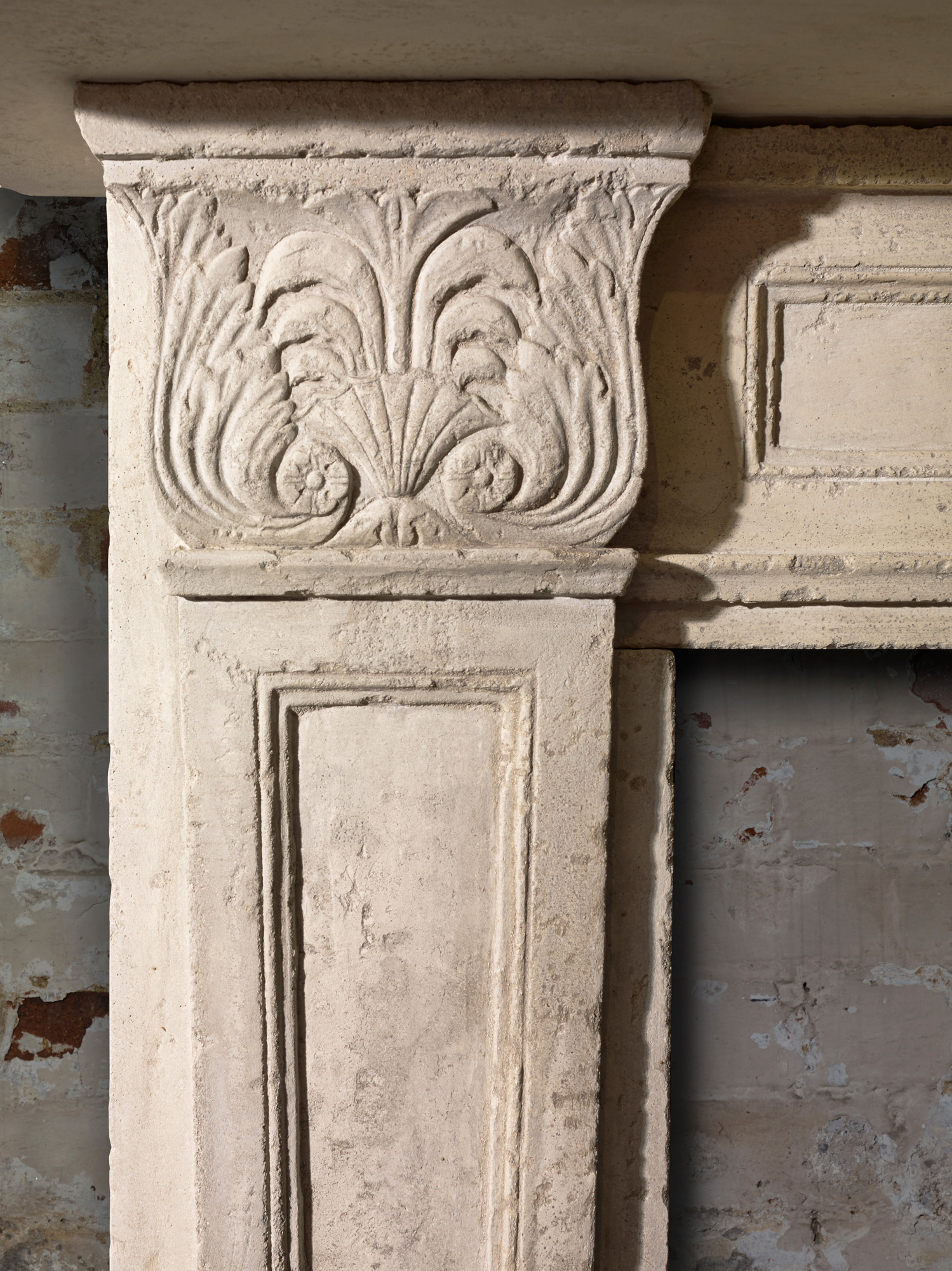 Georgian Bath stone surround - Renaissance London